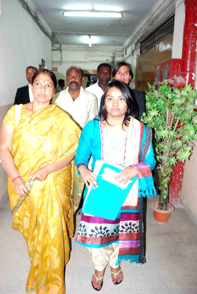 Sushmitha daughter of MLA P Shanker Rao lodge a complaint against the ...