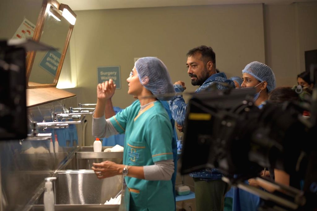 Free Photo: Taapsee Pannu and Anurag Kashyap begin shooting for the ...