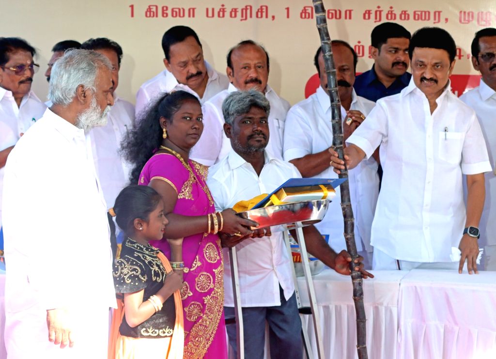 Tami Nadu CM MK Stalin hands over the Pongal gift hampers to beneficiaries
