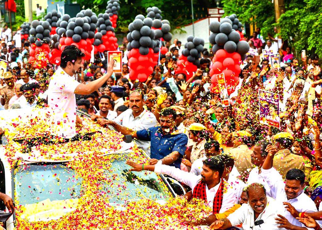 Tamil Nadu DCM Udhay Stalin receives a warm welcome by locals