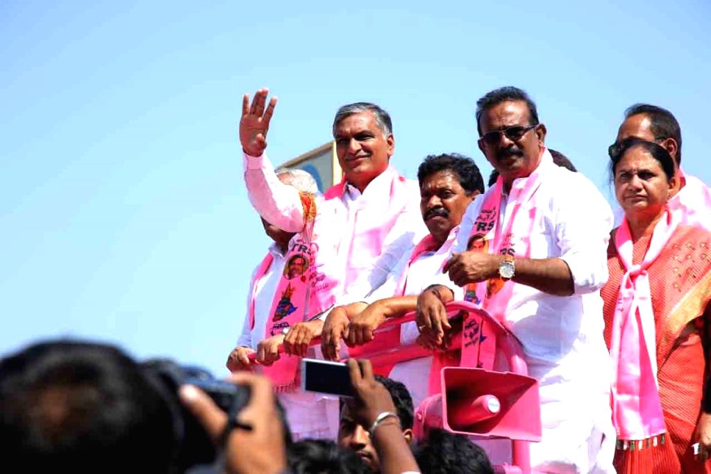 Telangana Assembly elections - T. Harish Rao during a roadshow