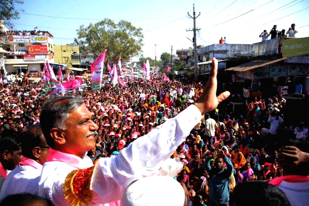 Telangana Assembly elections - T. Harish Rao during a roadshow