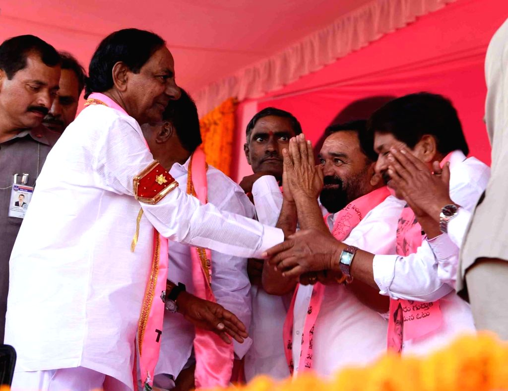 KCR at TRS meeting