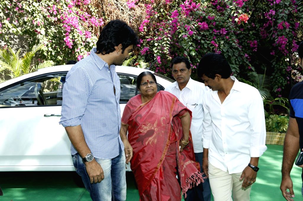 Telugu movie 'Varun Teja' stills