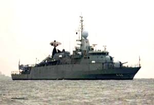 Free photo :Thai Navy ship capsizes, over 100 sailors stranded