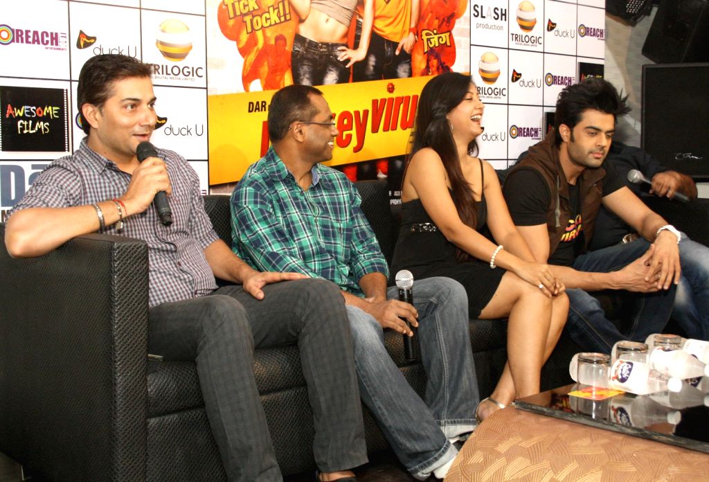 Cast of film "Mickey Virus" at a press conference