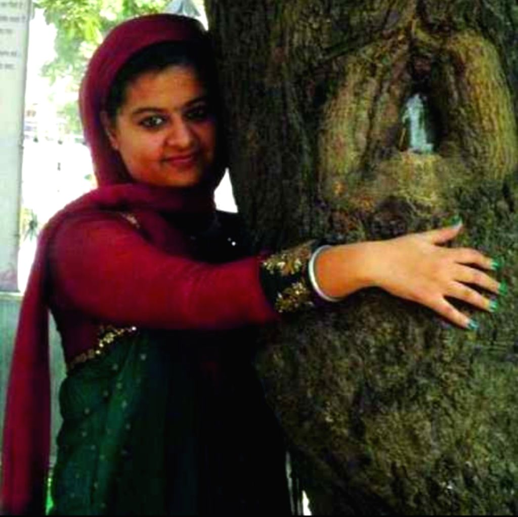 Free Photo: The country's first healing center is in Almora, people are ...
