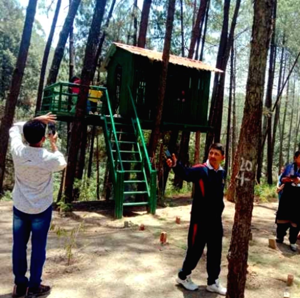 Free Photo: The country's first healing center is in Almora, people are ...