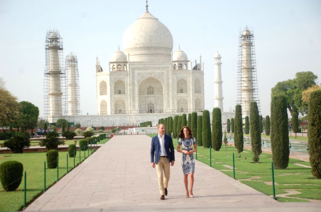 British royal couple at Taj Mahal