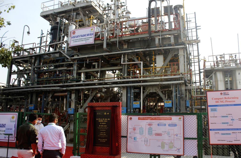 Dharmendra Pradhan inaugurates HCNG Plant Dispensing Station