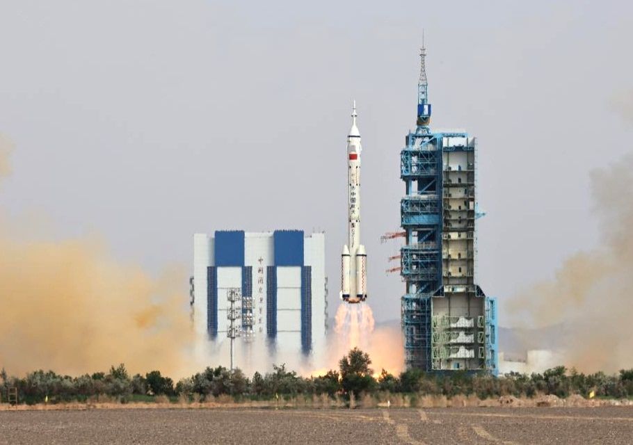 China :China launches Shenzhou-16 manned spaceship for 5-month ...