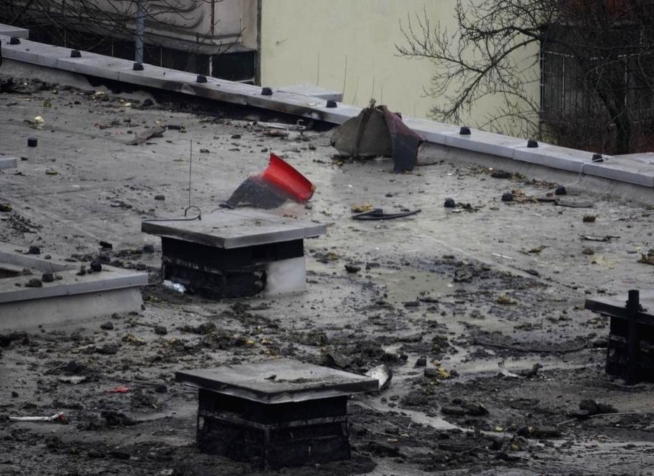 Russian fighter jet crashes near Ukraine after combat mission