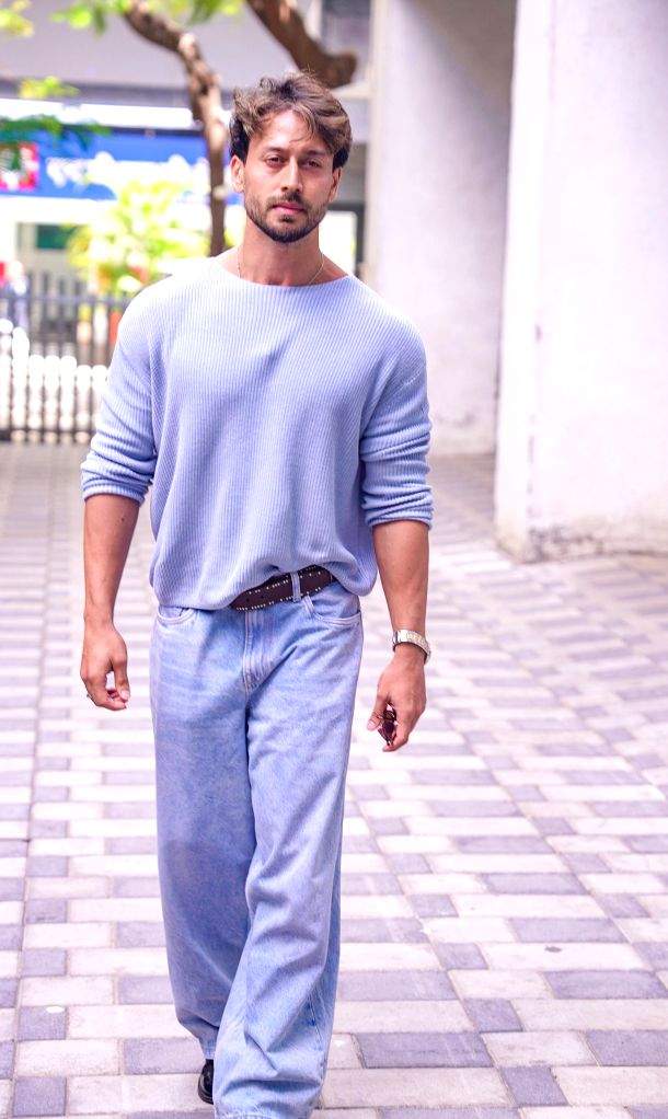 Tiger Shroff spotted at T-Series office
