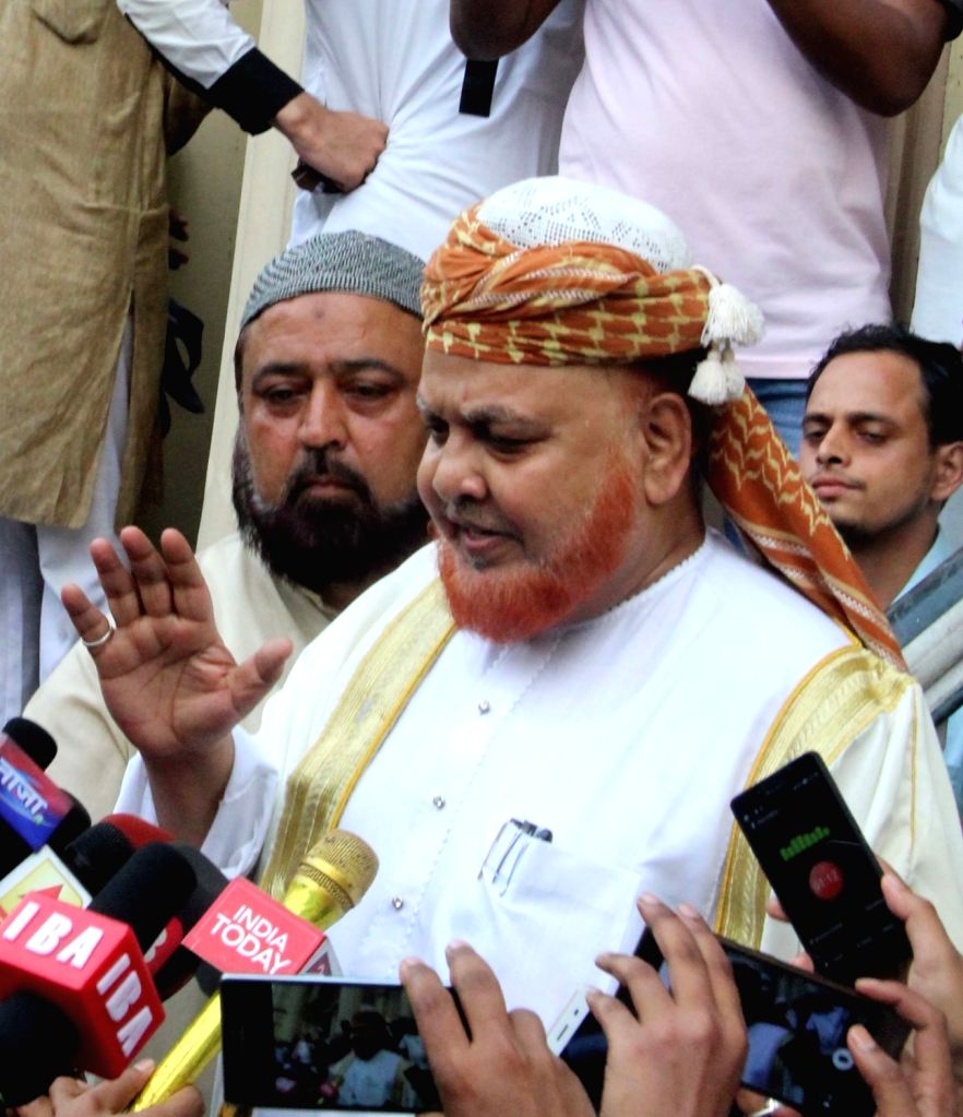 Controversial cleric Barkati removed from post of Imam