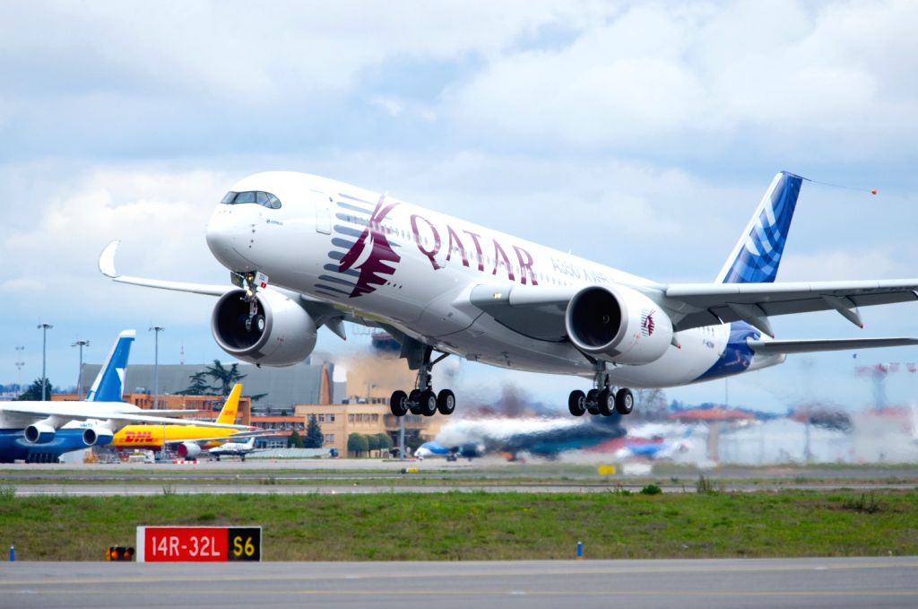 (270214) Airbus A350XWB developmental aircraft MSN2