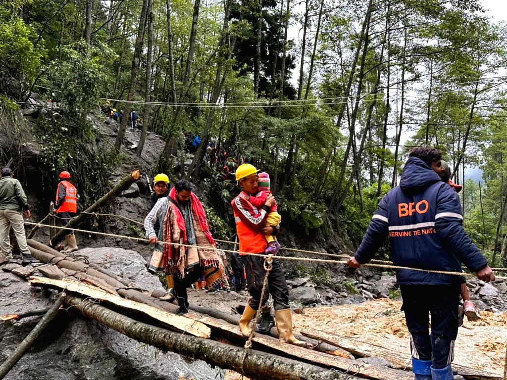 Free Photo :Tourists stranded in Sikkim due to heavy rainfall, 2000 ...