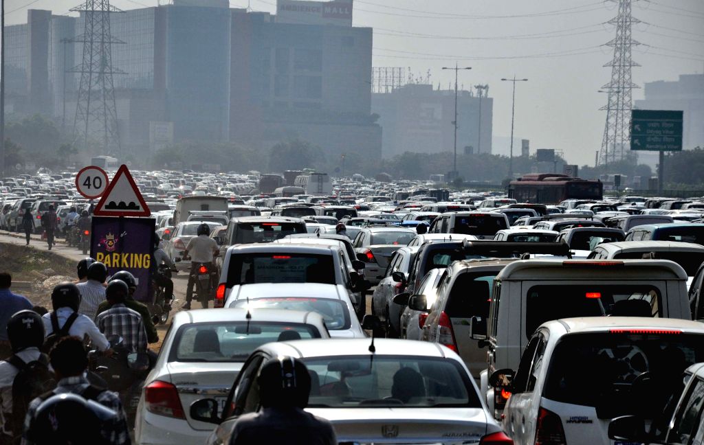 Traffic jam on NH-8