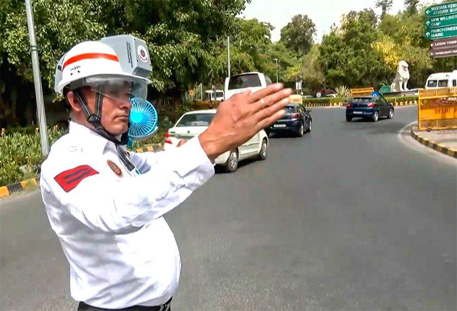 Traffic Police Use AC Helmets Amid Blistering Heatwave
