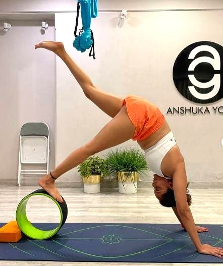 Trending Yoga Influencers