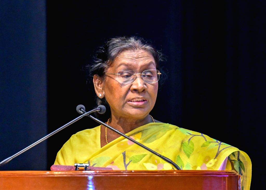 Tribal Scholarship Beneficiaries Meet President Murmu