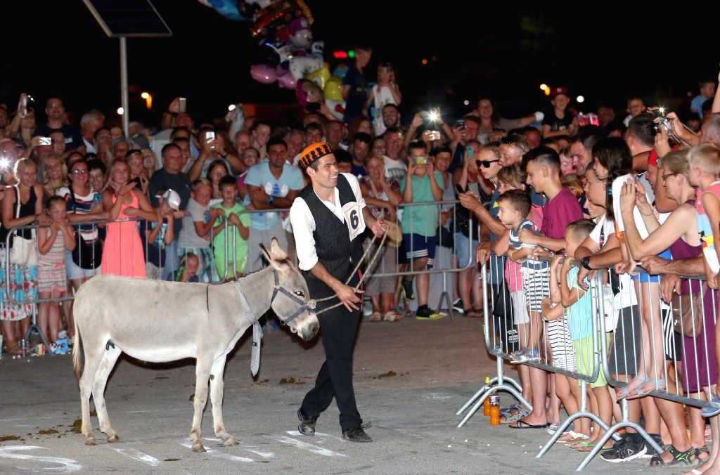 CROATIA-TRIBUNJ-DONKEY RACE