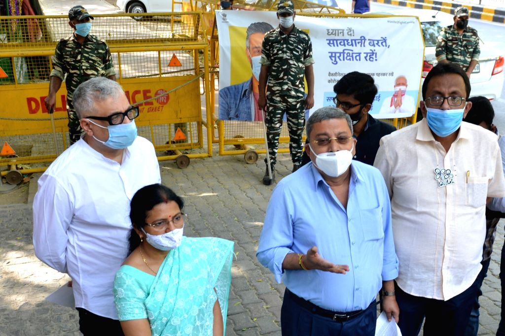 Trinamool Congress MPs Derek O'Brien, Pratima Mondal, Kalyan Banerjee ...