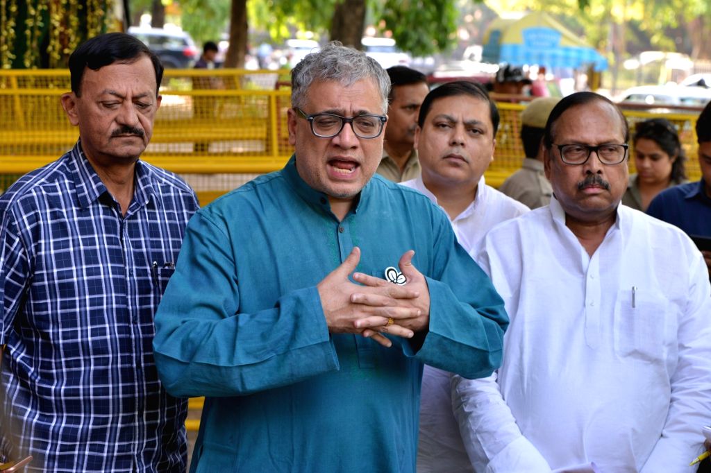 TMC leaders meet CEC