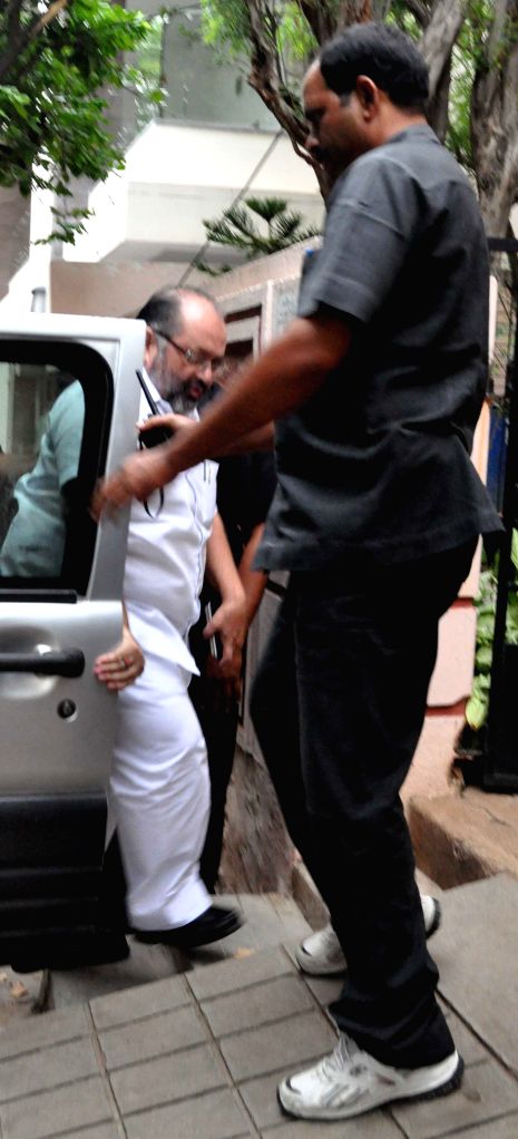 The Hyderabad High Court quashed the plea of Elvis Stephenson