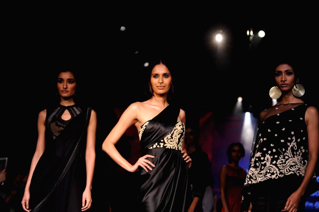 Ujjwala Raut to train budding models on 'Supermodel Of The Year'
