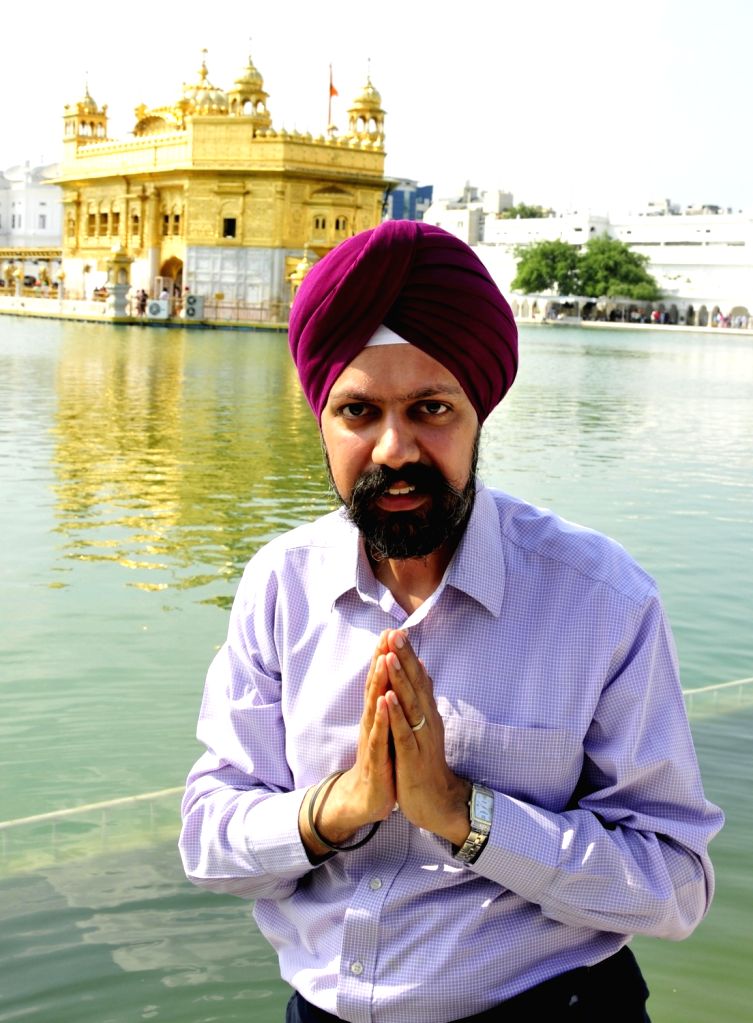 Tanmanjit Singh Dhesi at Golden temple
