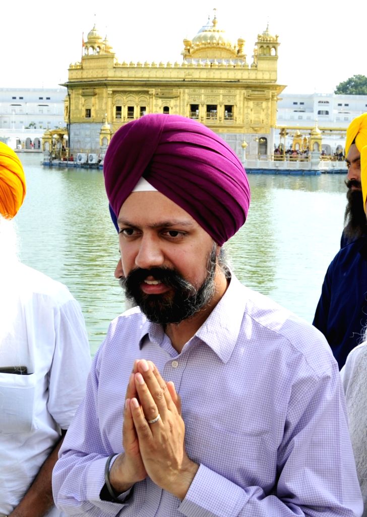 Tanmanjit Singh Dhesi at Golden temple