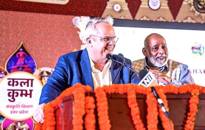 UNESCO’s Tim Curtis visits Kala Kumbh during Maha Kumbh Mela 2025