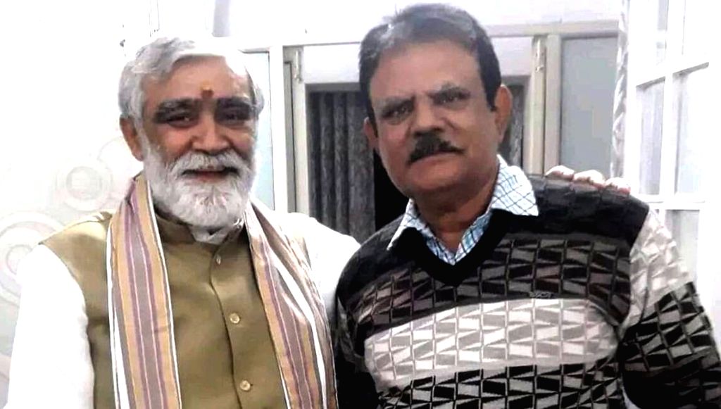 Union Minister Ashwini Chaubey's brother die, family blames hospital in ...