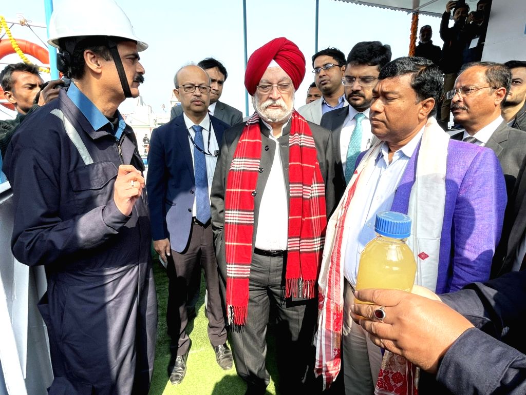 Union Minister for Petroleum and Natural Gas Hardeep Singh Puri during ...