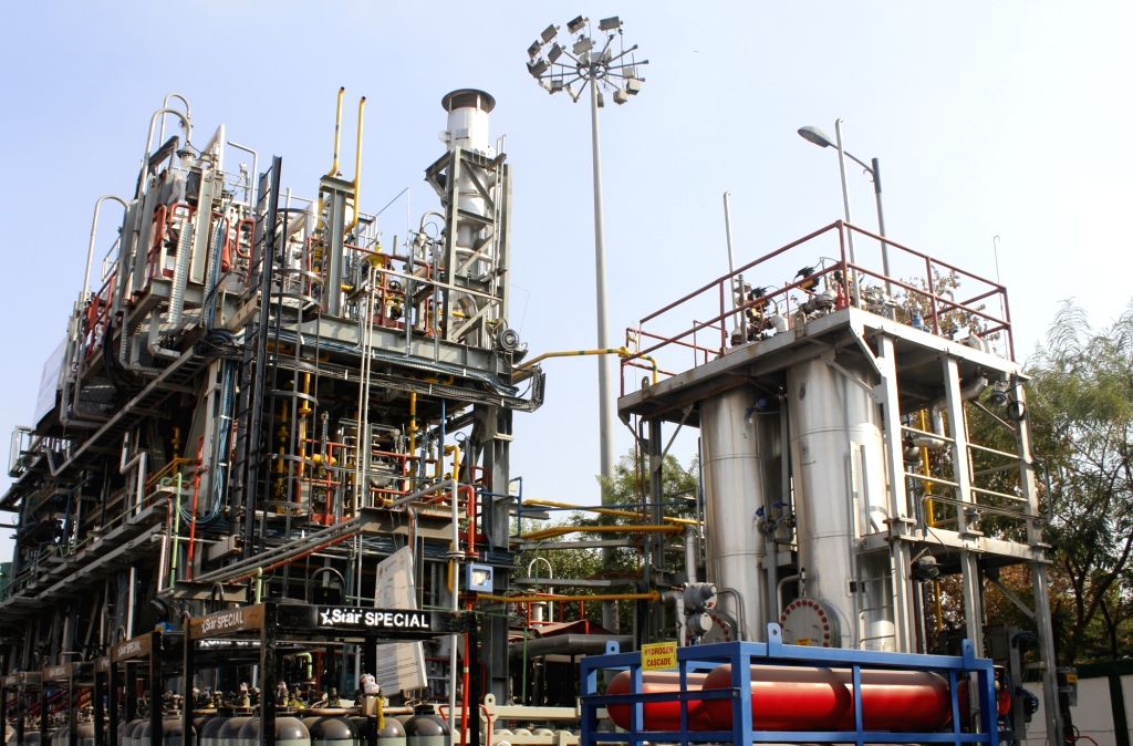 Dharmendra Pradhan inaugurates HCNG Plant Dispensing Station