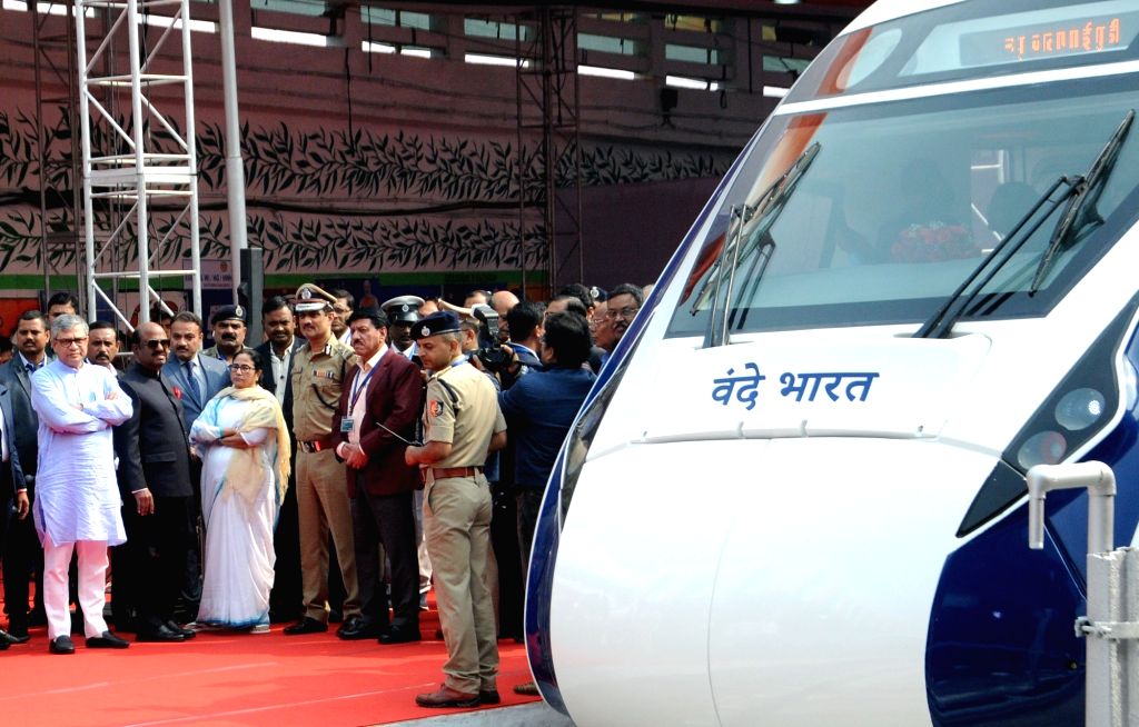Flagging off ceremony of Vande Bharat Express