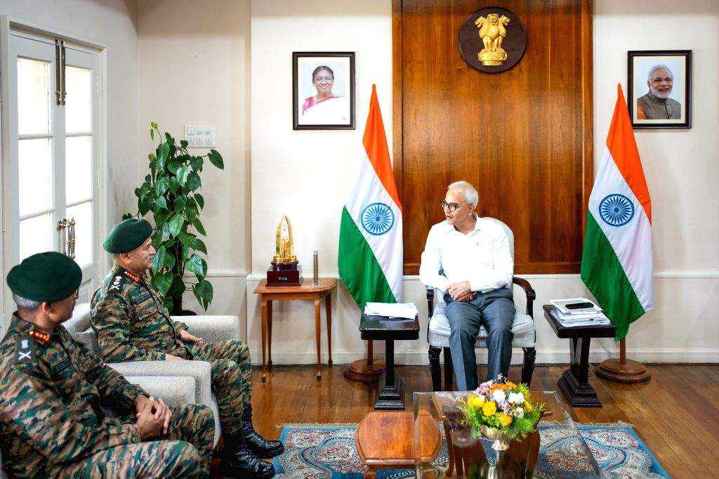 Upendra Dwivedi meets Ajay Kumar Bhalla