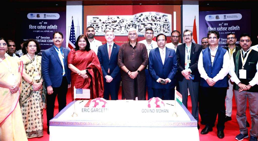 US Ambassador to India, Eric Garcetti, and Govind Mohan, Secretary of ...