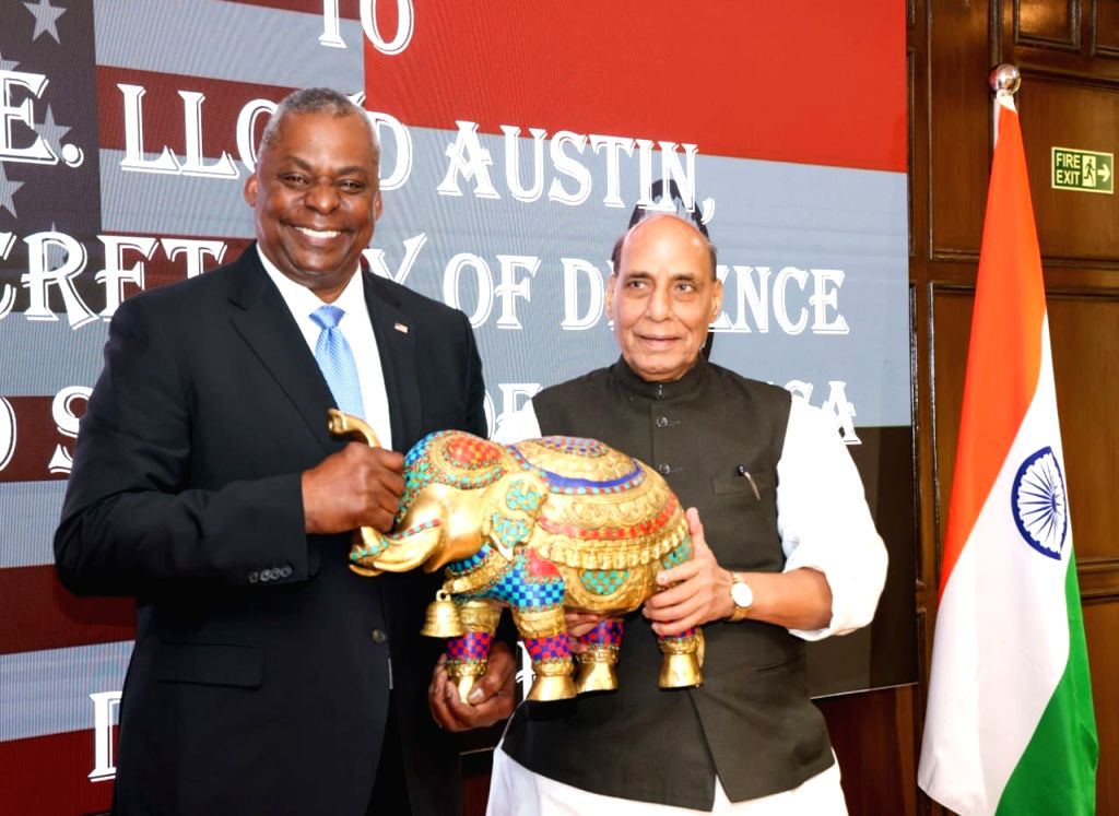 Free Photo :US Secretary of Defence Lloyd J. Austin III meets Defence ...