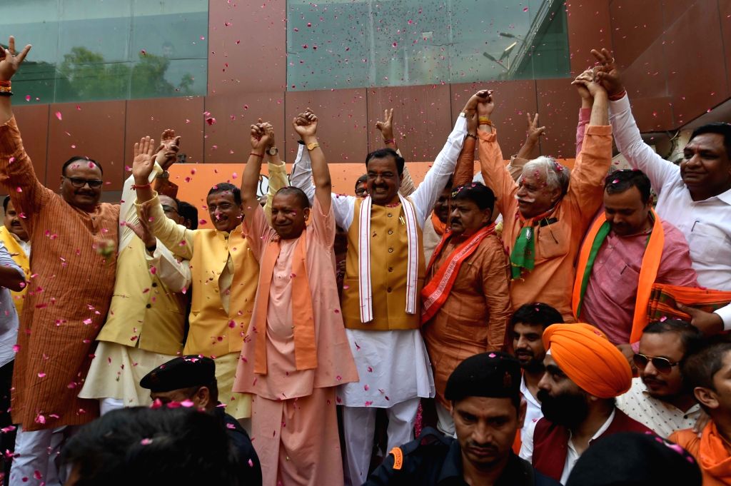 BJP sweeping Lok Sabha elections, Yogi Adityanath celebrates