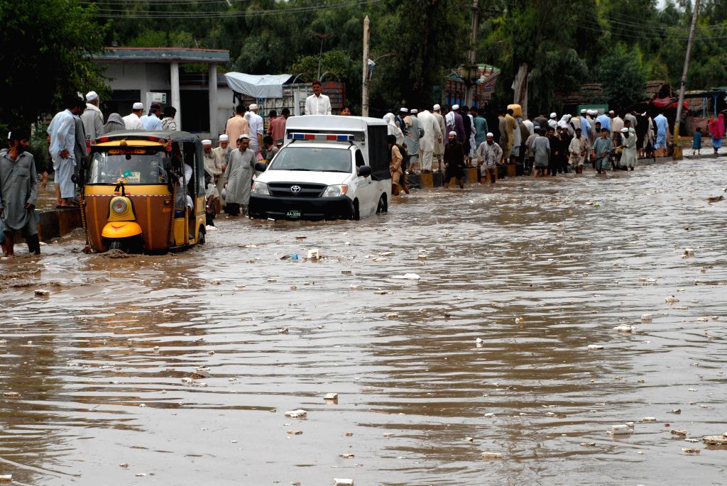 PAKISTAN-PESHAWAR-WEATHER-FLOOD