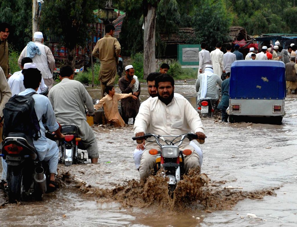 PAKISTAN-PESHAWAR-WEATHER-FLOOD