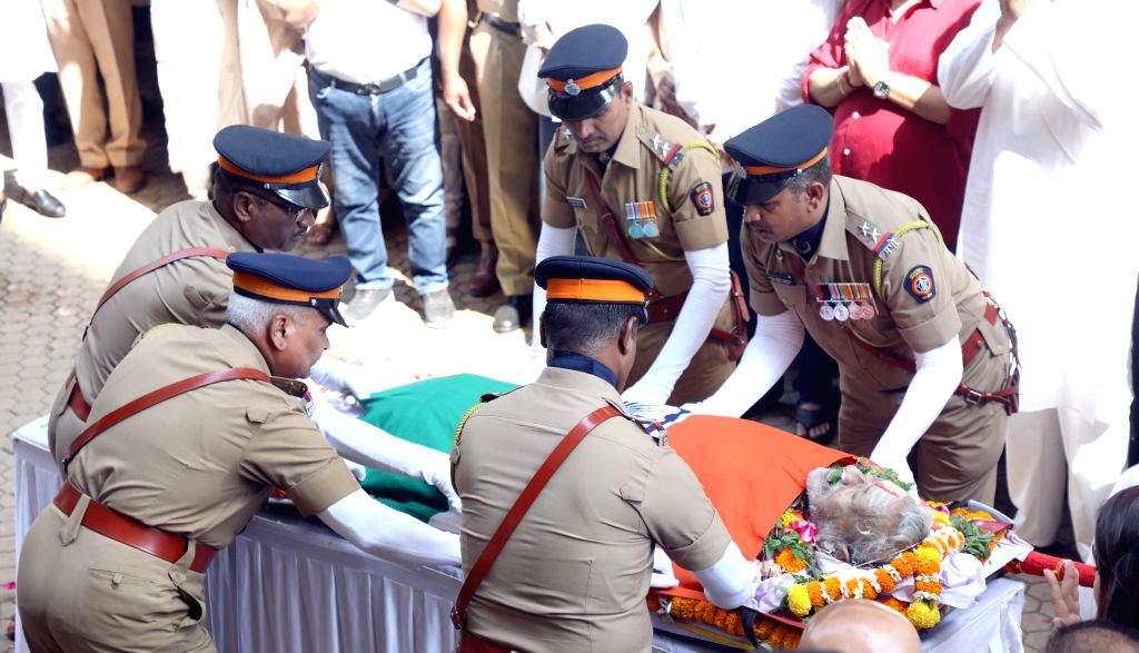Veteran Actor Manoj Kumar S Funeral