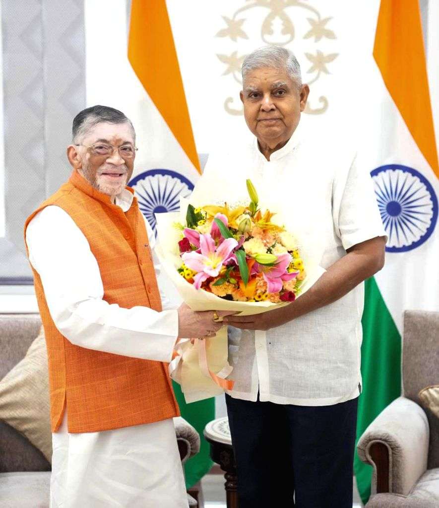 Vice President of India Jagdeep Dhankhar calls on Governor of Jharkhand ...