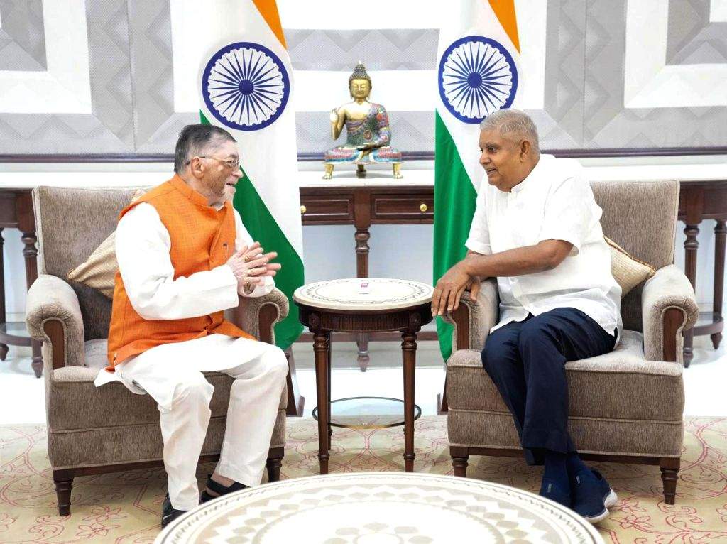 Vice President of India Jagdeep Dhankhar calls on Governor of Jharkhand ...