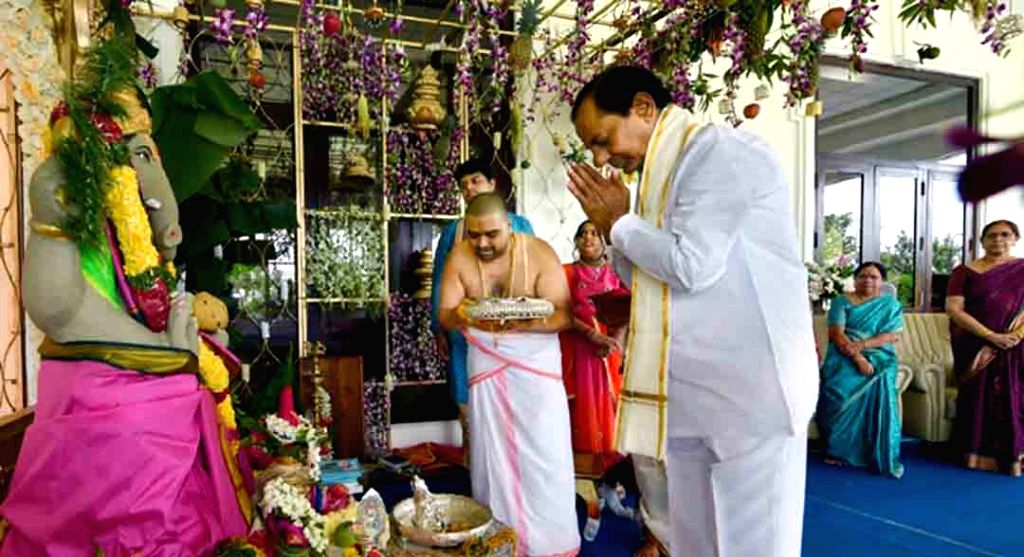 Telangana Chief Minister and Vice President of India performs Ganesh Puja