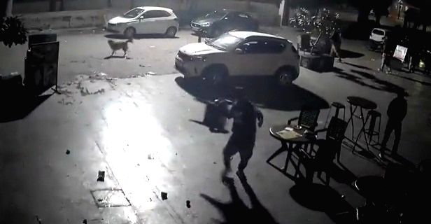 Free photo :Video of vandalism in Noida restaurant surfaced, chairs ...