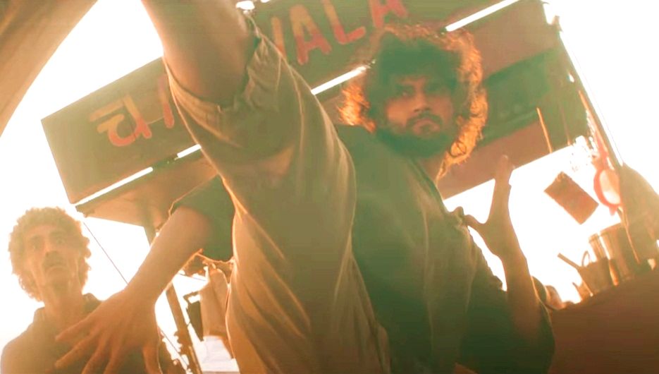 Free Photo:Vijay Deverakonda flaunts sculpted abs, MMA moves in 'Liger ...