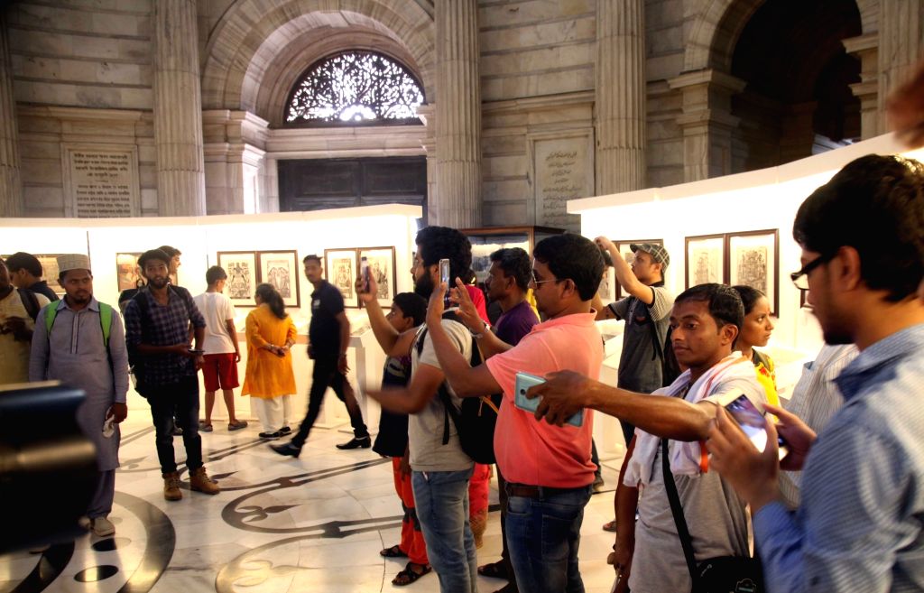 Photography allowed Victoria Memorial Hall