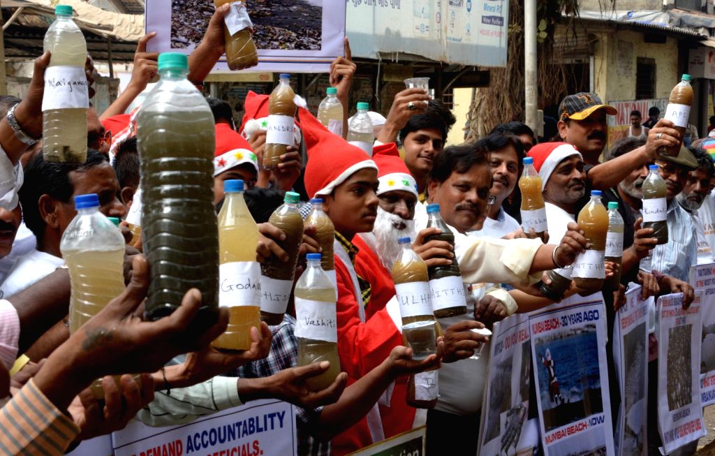 Watchdog Foundation protests against water pollution